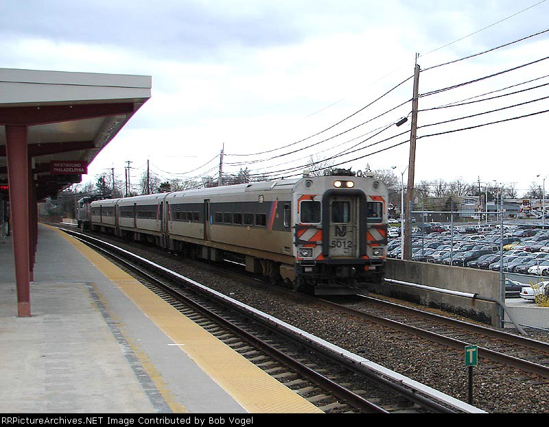 NJT Comet IV 5012